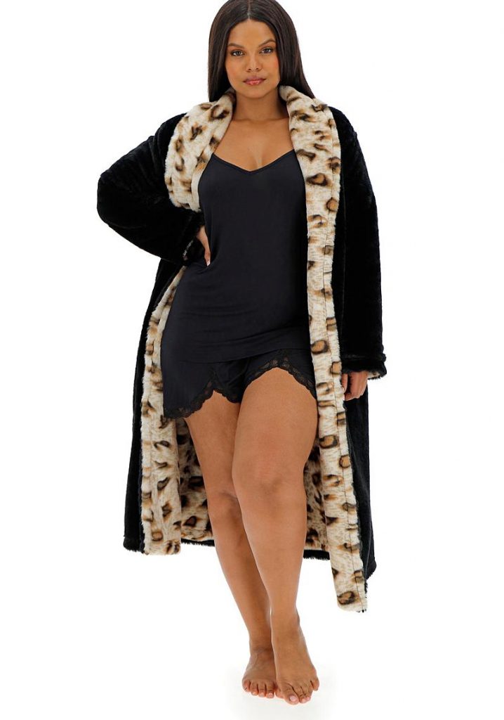 19 Chic and Cosy Robes for Winter | Esty Lingerie