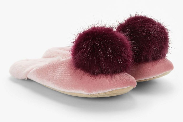 Pretty Slippers: 21 Cosy Pairs | Esty Lingerie