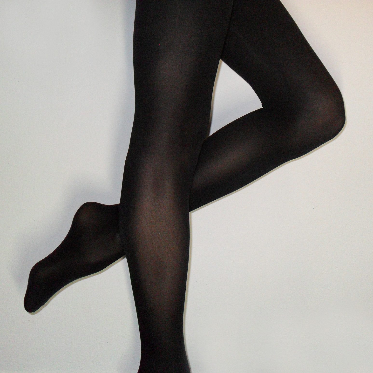 Hosiery Denier Guide: What Do Different Denier Tights Look Like? | Esty Lingerie