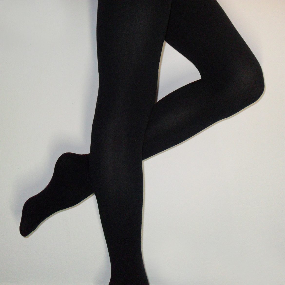 Hosiery Denier Guide: What Do Different Denier Tights Look Like? | Esty ...